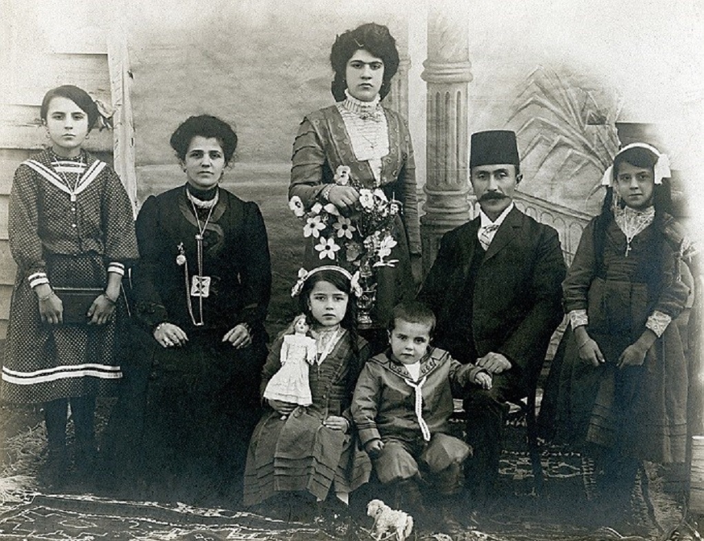100 χρόνια από τη Μικρασιατική καταστροφή - Λεύκωμα για τους ...
