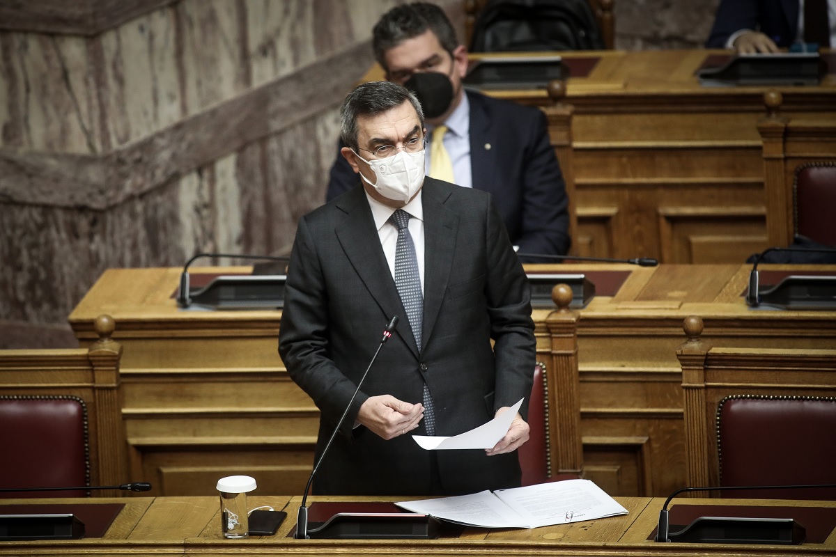 Λ. Οικονόμου στο Πρώτο: Δεν έχουμε πολεμικό πεδίο στα πανεπιστήμια ...