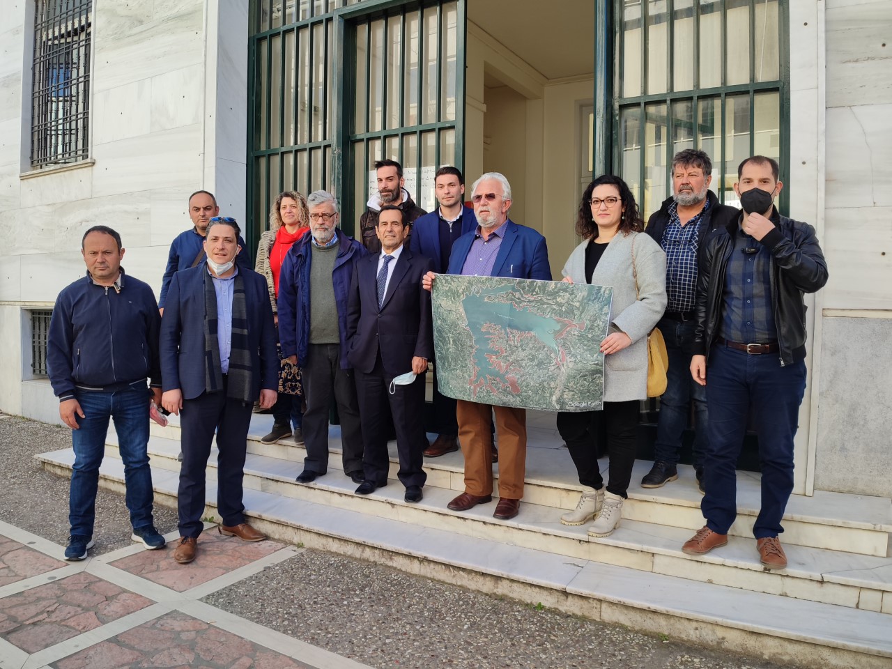 Μηνυτήρια αναφορά για τα φωτοβολταϊκά στο φράγμα Πηνειού - ertnews.gr