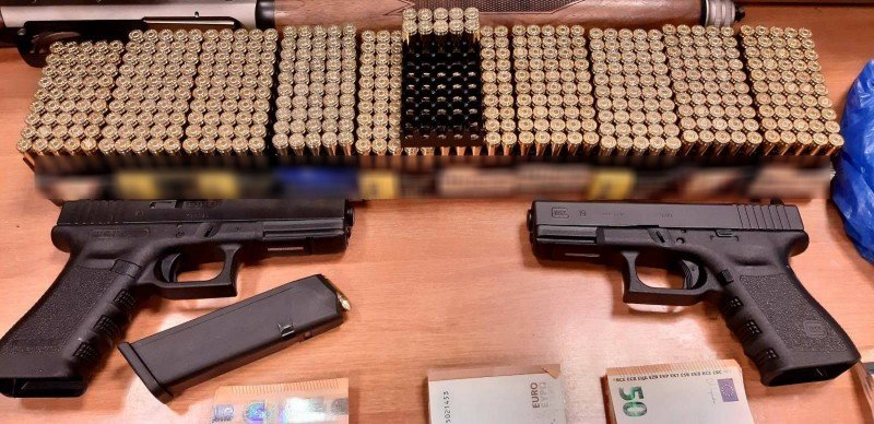 Κρήτη: Οπλα, σφαίρες και συλλήψεις στα Ζωνιανά - Μεγάλη επιχείρηση της ...