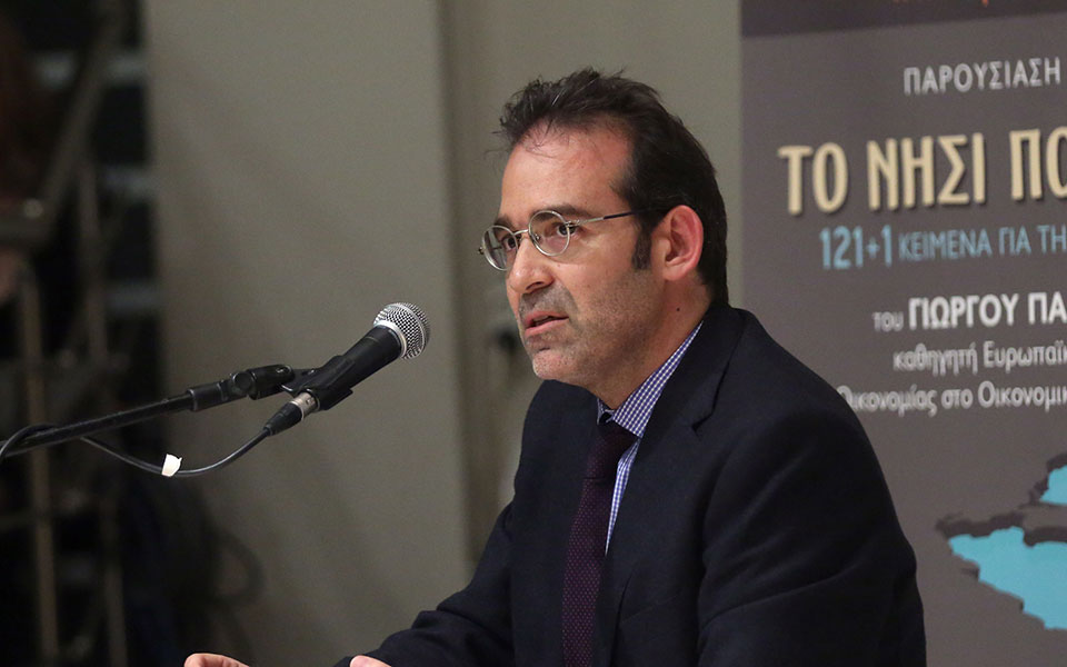 Γ. Παγουλάτος στο Πρώτο: Εξαιρετικά αμφίβολο αν η Ρωσία του Πούτιν θα ...