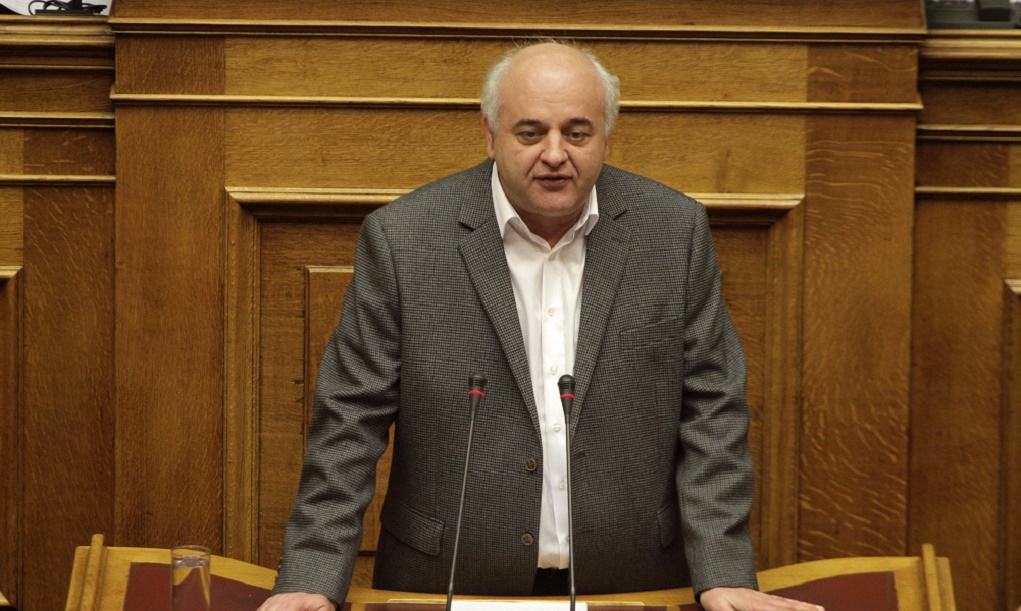 Ο Ν. Καραθανασόπουλος εξηγεί τους λόγους απουσίας του ΚΚΕ στη σημερινή ...