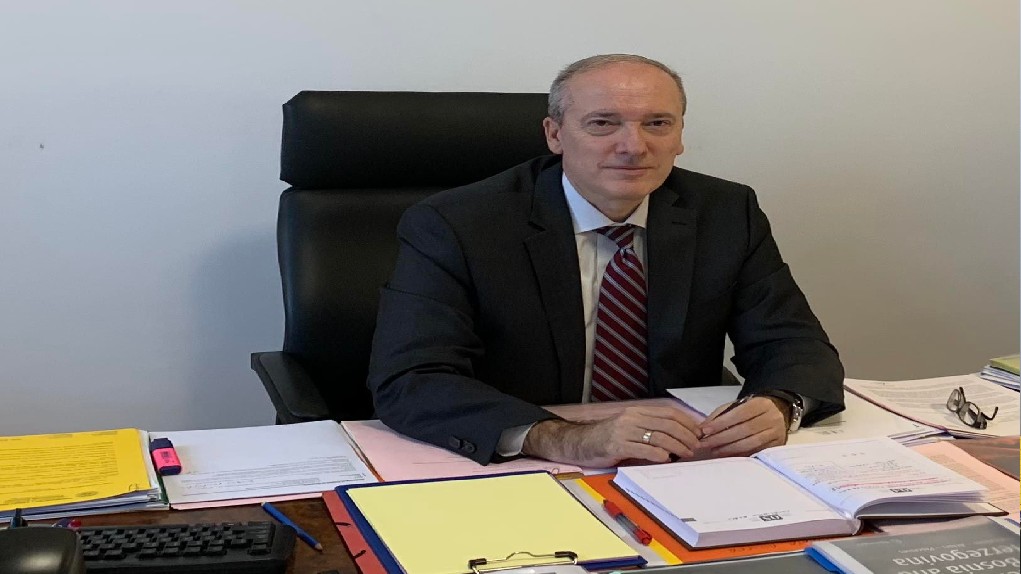 O πρέσβης της Ελλάδας στη Βοσνία Ερζεγοβίνη, Δ. Παπανδρέου, στη "Φωνή ...
