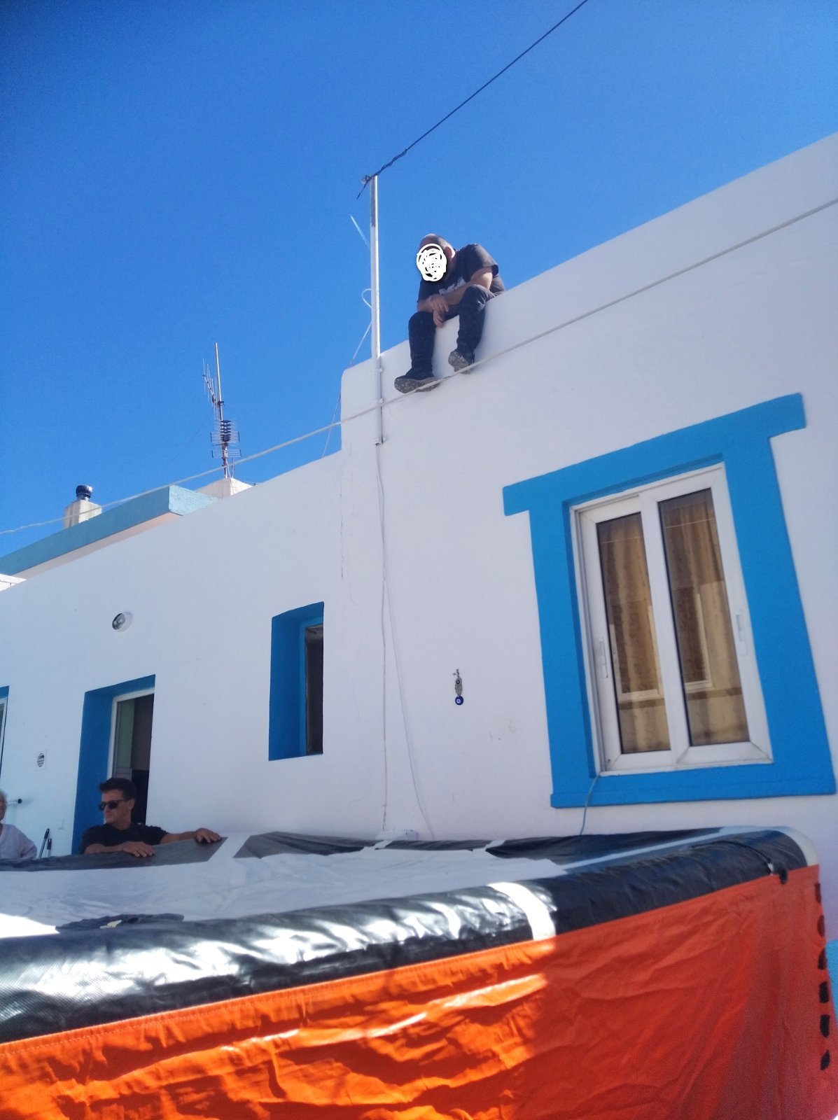 Ρόδος: Άνδρας αποπειράθηκε να βάλει τέλος στην ζωή του – Μεταφέρεται ...