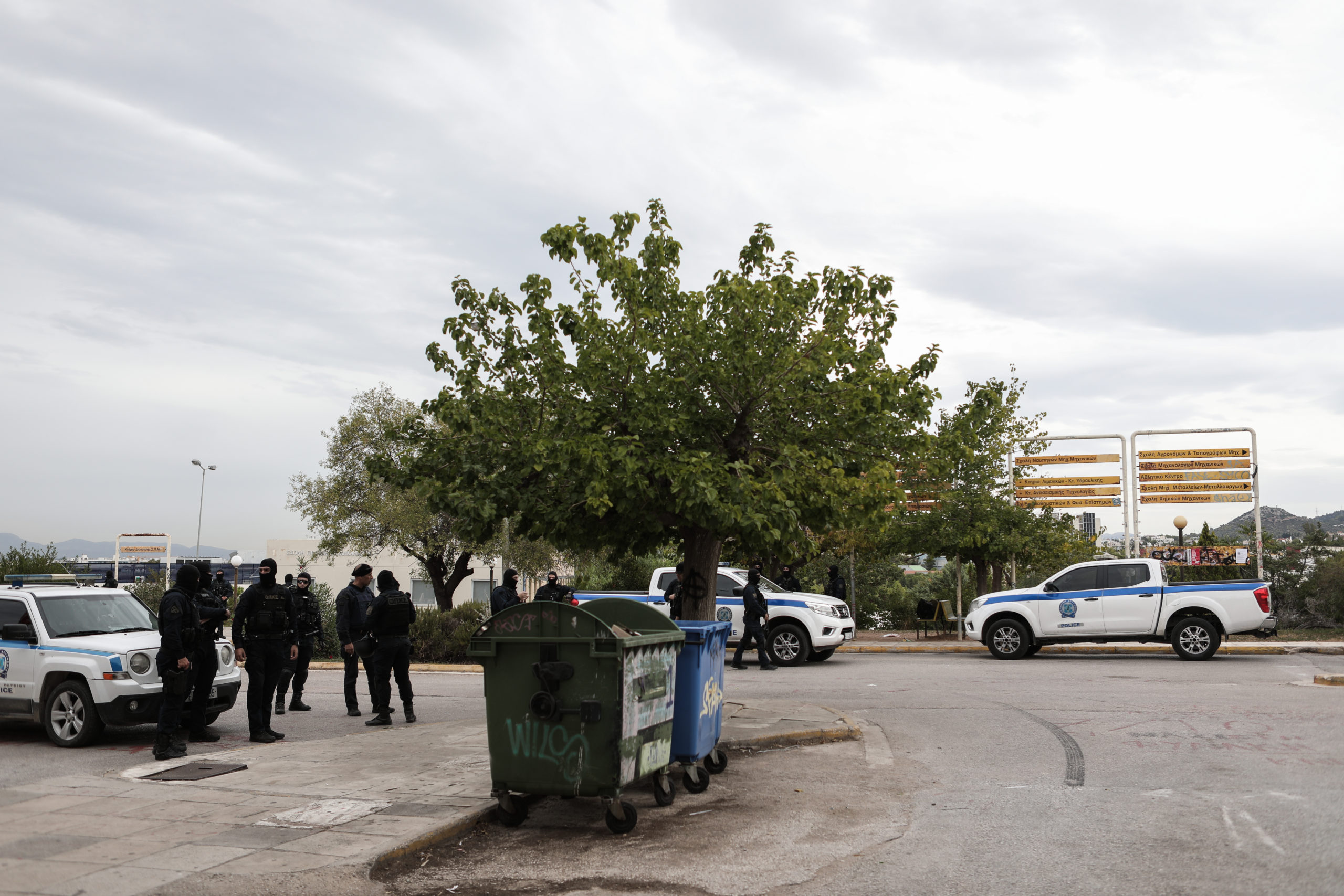 Συρίγος και Μπούρας για τις φοιτητικές εστίες - Τι λένε στην ΕΡΤ για ...