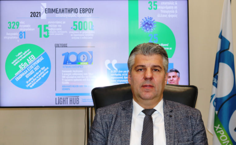 Άνοιξε η έκθεση έξι Επιμελητηρίων της ΑΜ-Θ στο Μετρό της πλατείας ...
