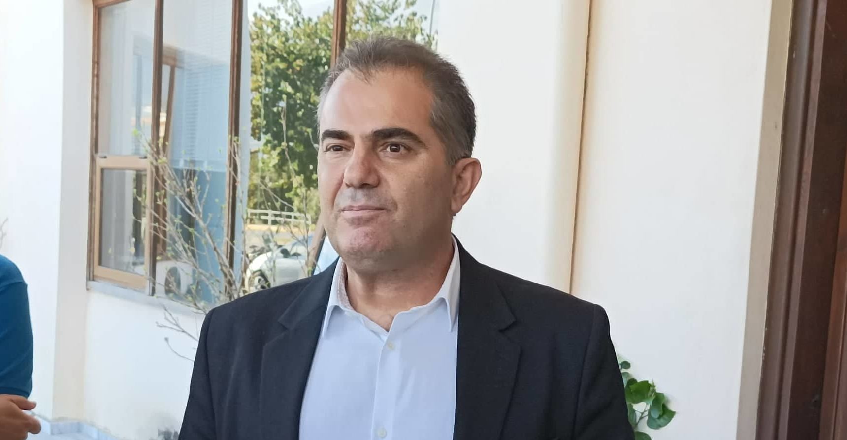Απατεώνας προσποιήθηκε τον δήμαρχο Καλαμάτας και απέσπασε 3.000 ευρώ ...