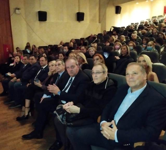 Σέρρες: «ΜΑΖΙ ΣΠΑΜΕ ΤΗ ΣΙΩΠΗ» ηχηρό μήνυμα για την Εξάλειψη της Βίας ...