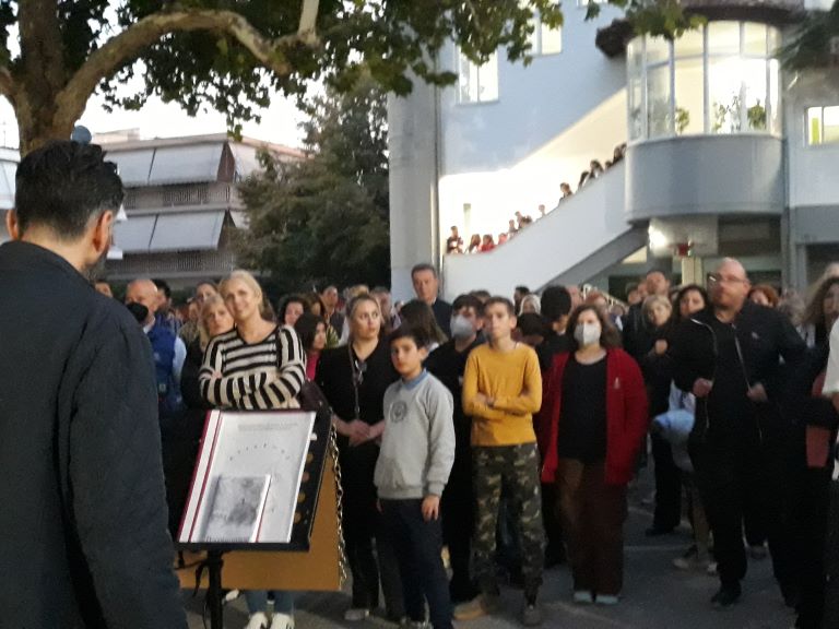 Συνεχίζονται οι διαμαρτυρίες για τα Εκπαιδευτήρια Ράπτου - Αισιόδοξη η ...