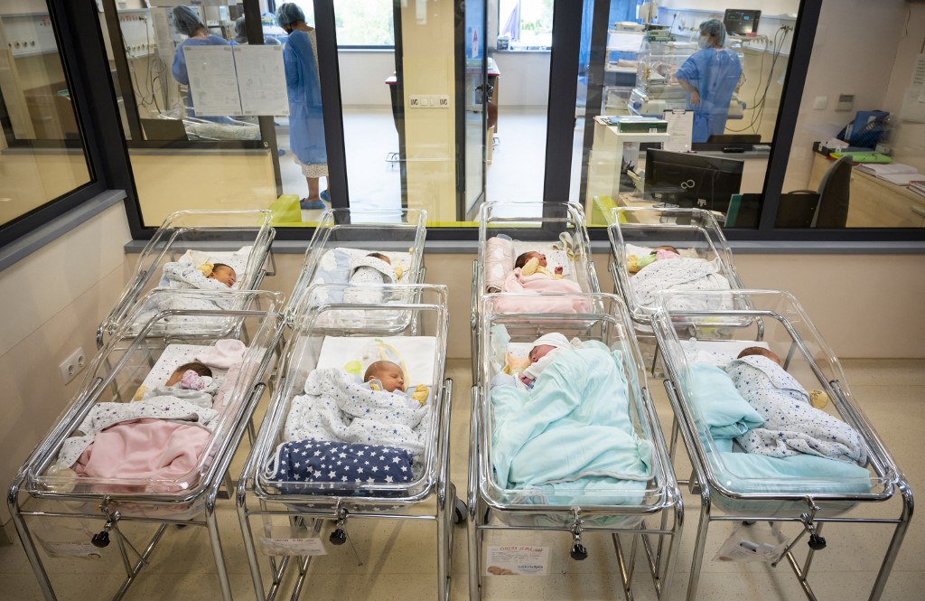 Ποιά ήταν τα μωρά που ανέβασαν τον πληθυσμό στα 5, 6 και 7 ...