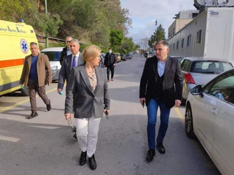 Η Αναπληρώτρια Υπουργός Υγείας Μίνα Γκάγκα στο Γενικό Νοσοκομείο ...