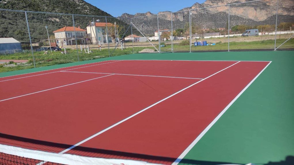 Γήπεδο τένις ετοιμάστηκε στο Λεωνίδιο Αρκαδίας - ertnews.gr