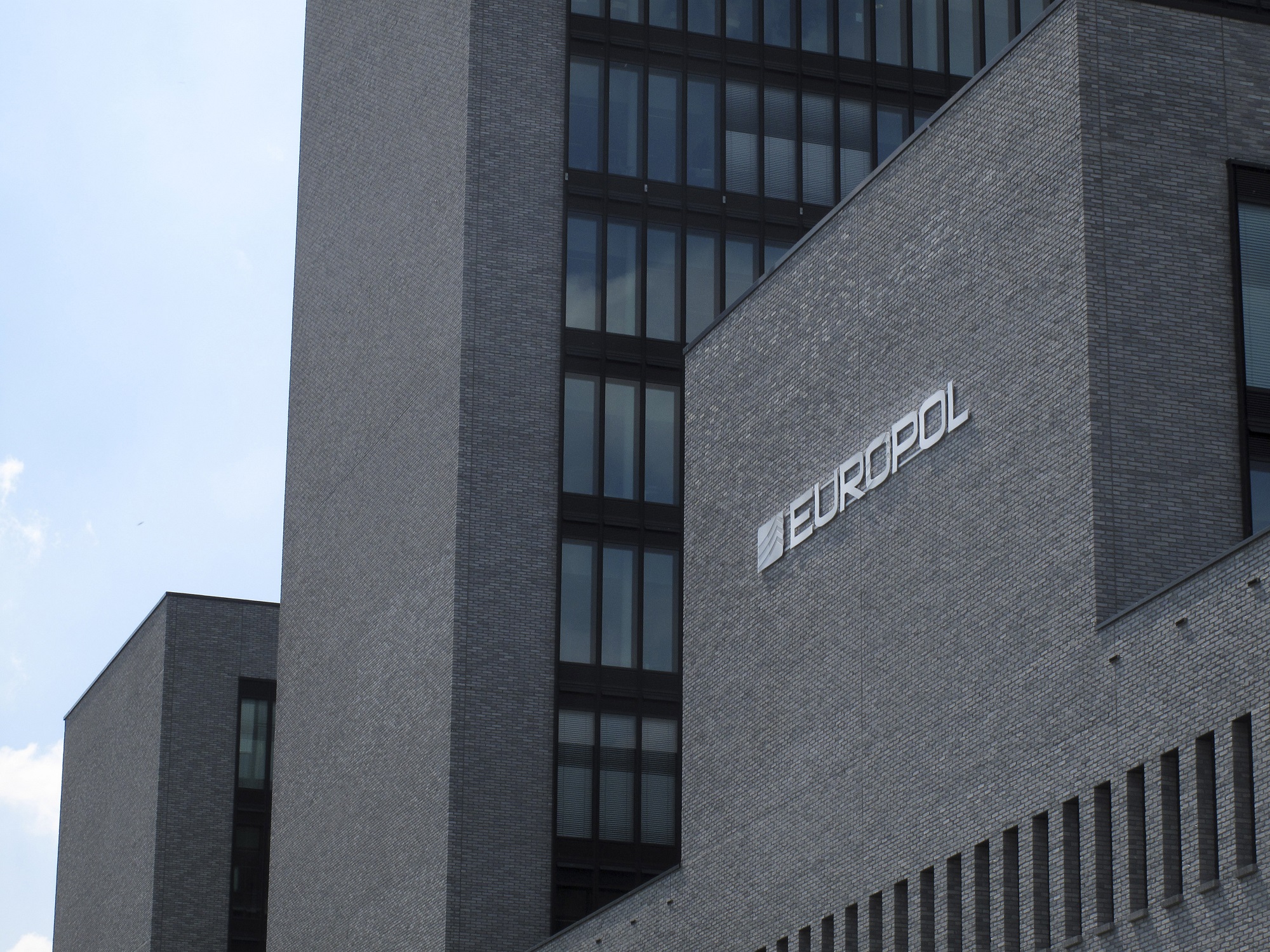 Europol: Αυξάνεται η απειλή της ακροδεξιάς βίας σε όλον τον κόσμο ...
