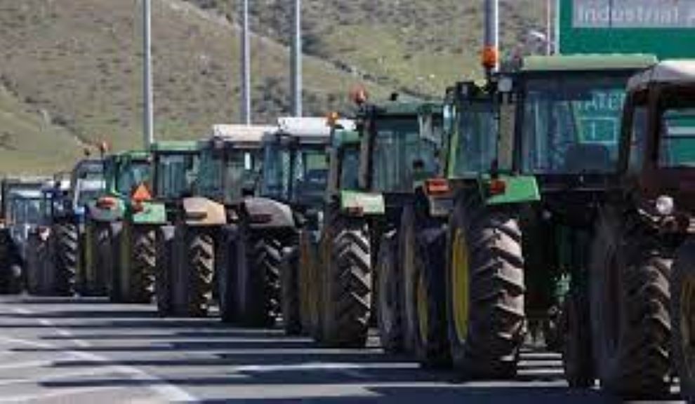 Φλώρινα : Μηχανοκίνητη πορεία αγροτών και κτηνοτρόφων - Νέα Πτολεμαΐδας
