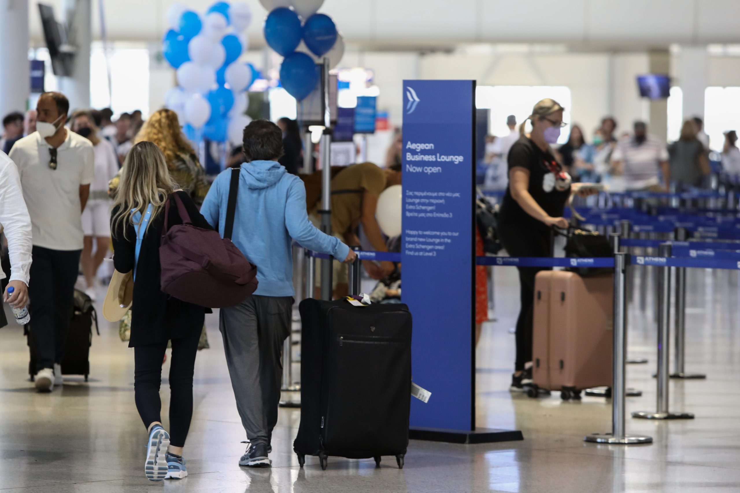 ΥΠΑ: Οι πτήσεις του 2022 ξεπέρασαν την αεροπορική κίνηση του 2019 ...
