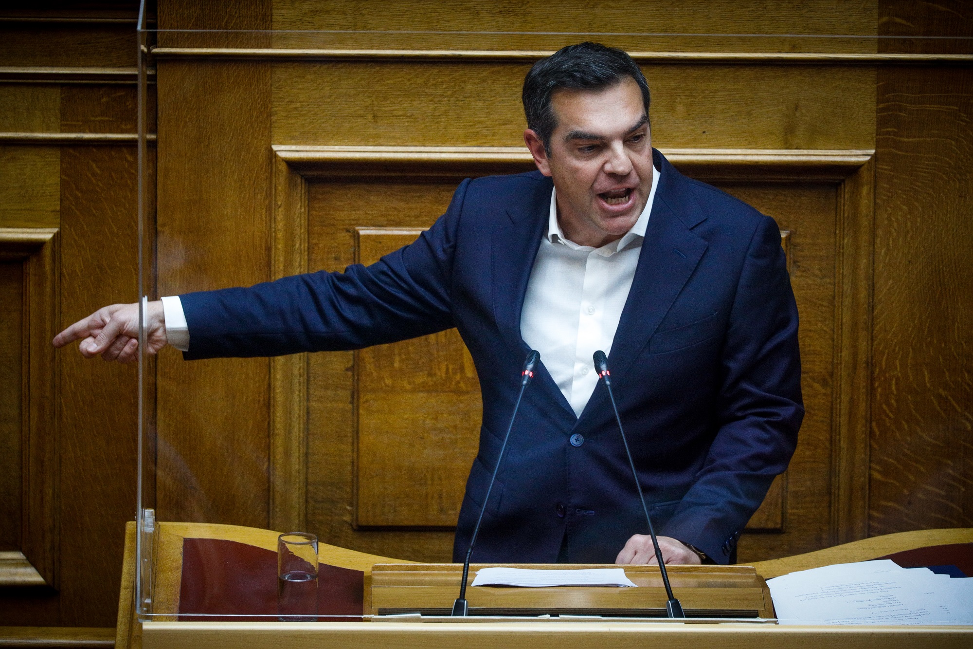 Οξύτατη επίθεση Α. Τσίπρα σε Κ. Μητσοτάκη: «Θα μείνετε στην ιστορία ως ...