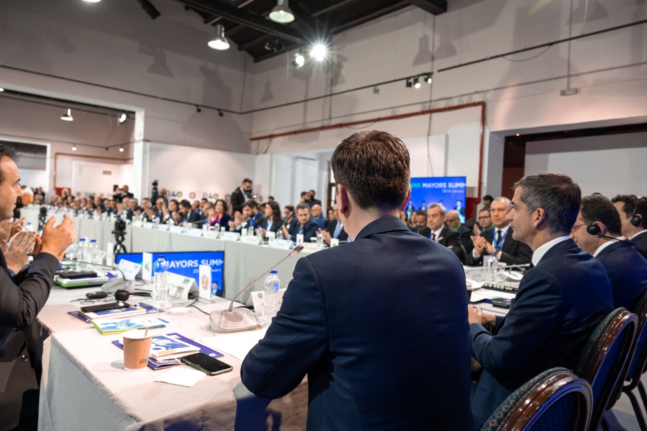 Στην Σύνοδο Δημάρχων του Δικτύου Βαλκανικών Πόλεων Β40, ο Δήμαρχος ...