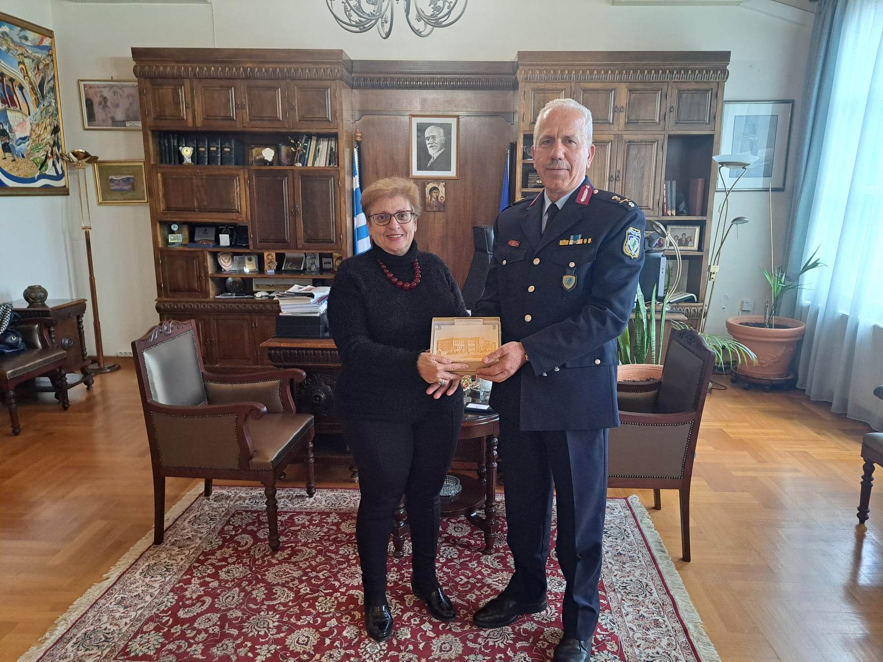 Ο Νέος Αστυνομικός Διευθυντής Ρεθύμνου στην Αντιπερειάρχη - ertnews.gr