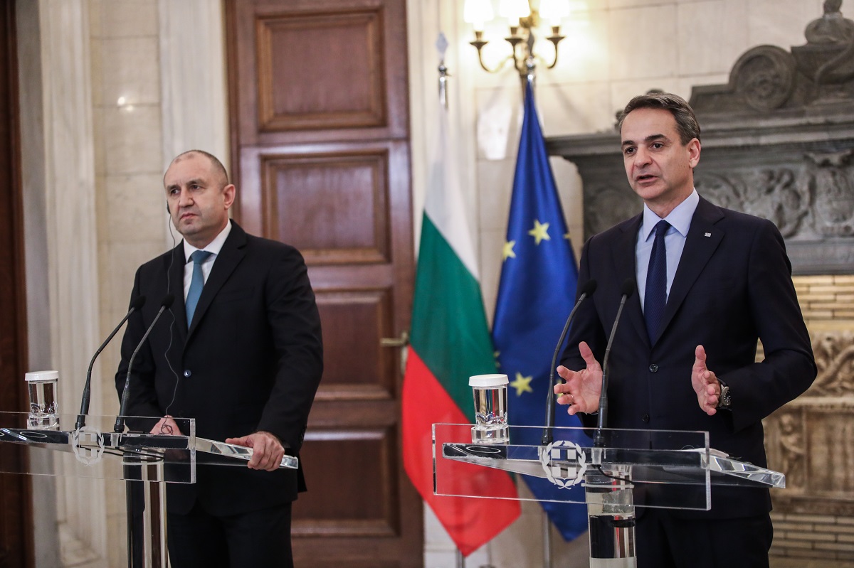 Μητσοτάκης - Ράντεφ: Συμφωνία με ευρωπαϊκό βεληνεκές ενεργειακής ...