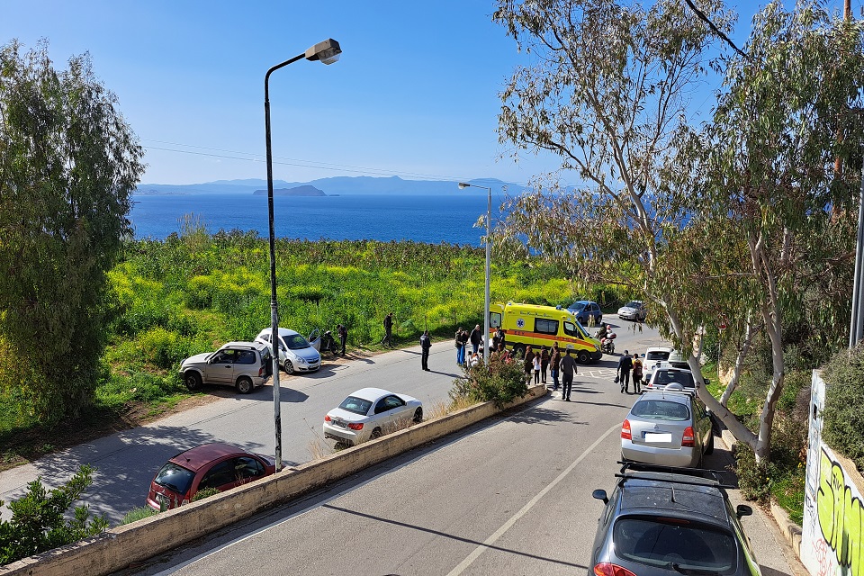 Οργισμένη ανακοίνωση του Συλλόγου Γονέων και Κηδεμόνων για το τροχαίο ...