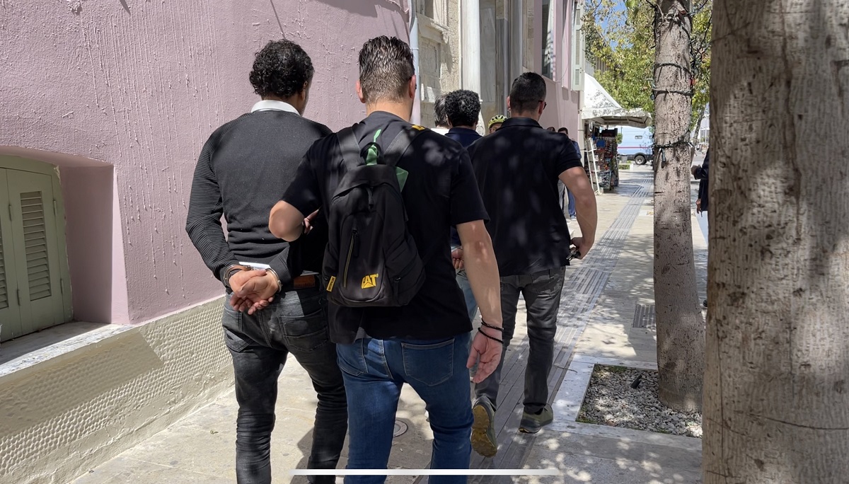 Ηράκλειο: Δίωξη σε βαθμό κακουργήματος στους δύο Αιγύπτιους διακινητές ...