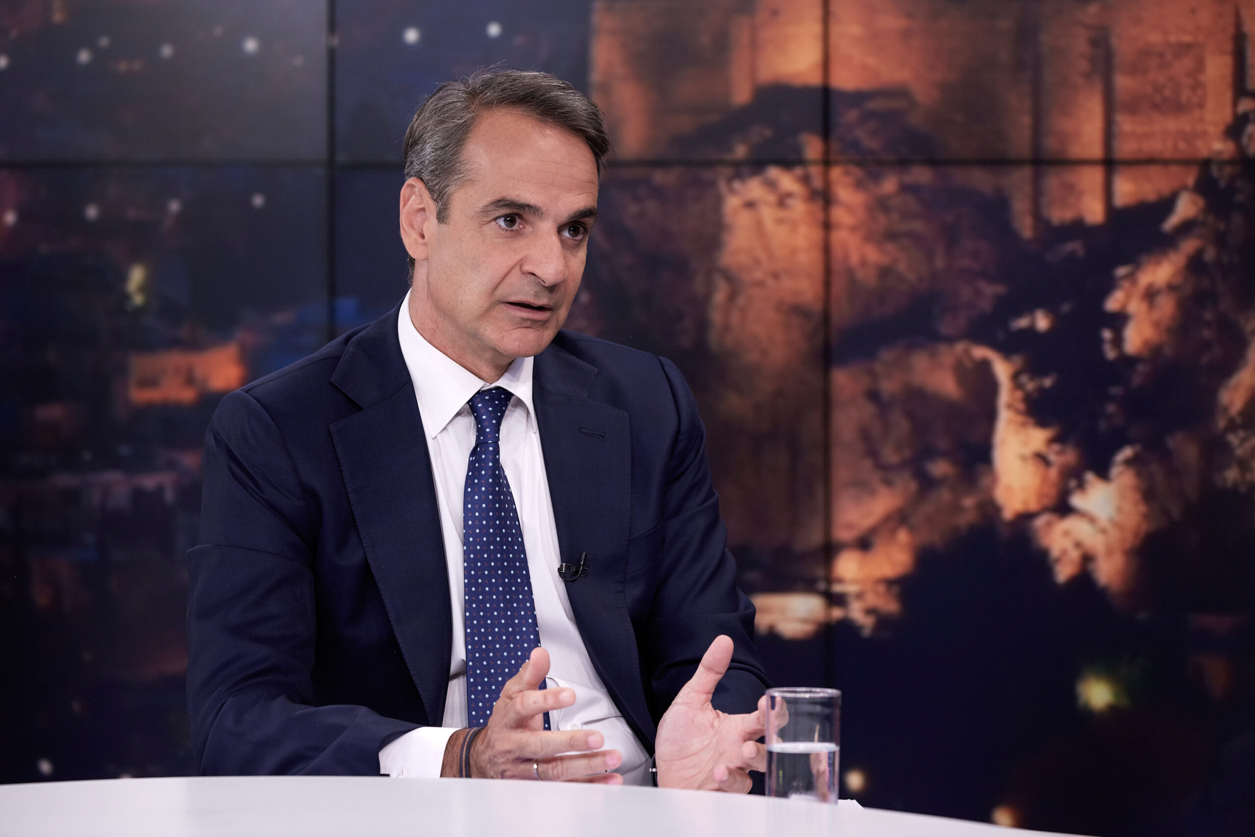 Κ. Μητσοτάκης: Ενίσχυση ΕΣΥ και παρεμβάσεις στο ΕΚΑΒ - Πριν τον ...