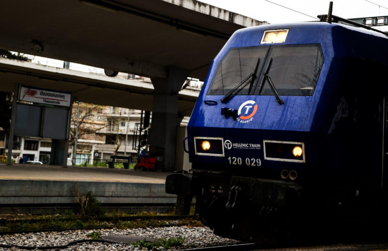 Τεχνικό πρόβλημα σε αμαξοστοιχία που εκτελεί το δρομολόγιο Θεσσαλονίκη ...