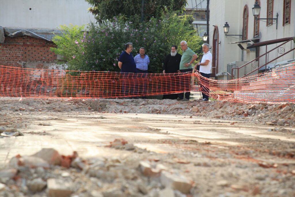 Λάρισα: Εργασίες στη συνοικία του Αγίου Αθανασίου από την ΔΕΥΑΛ ...
