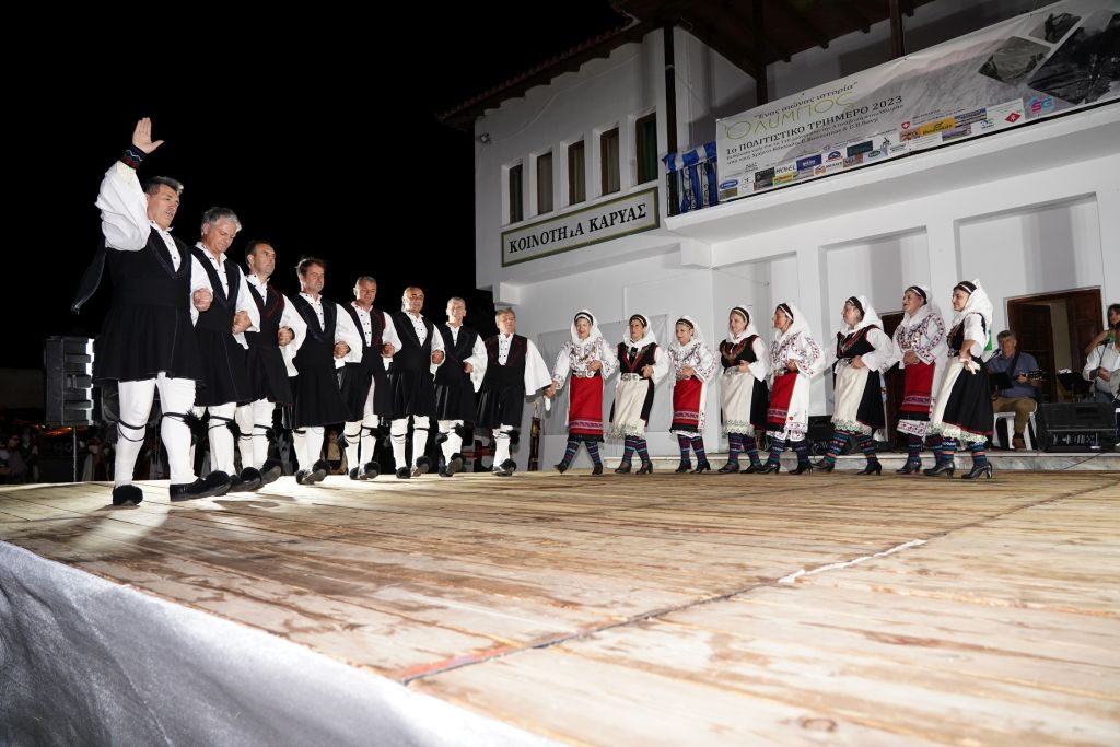 Tίμησαν στην κορυφή του Ολύμπου τους πρωτοπόρους αναβάτες Κάκκαλο ...