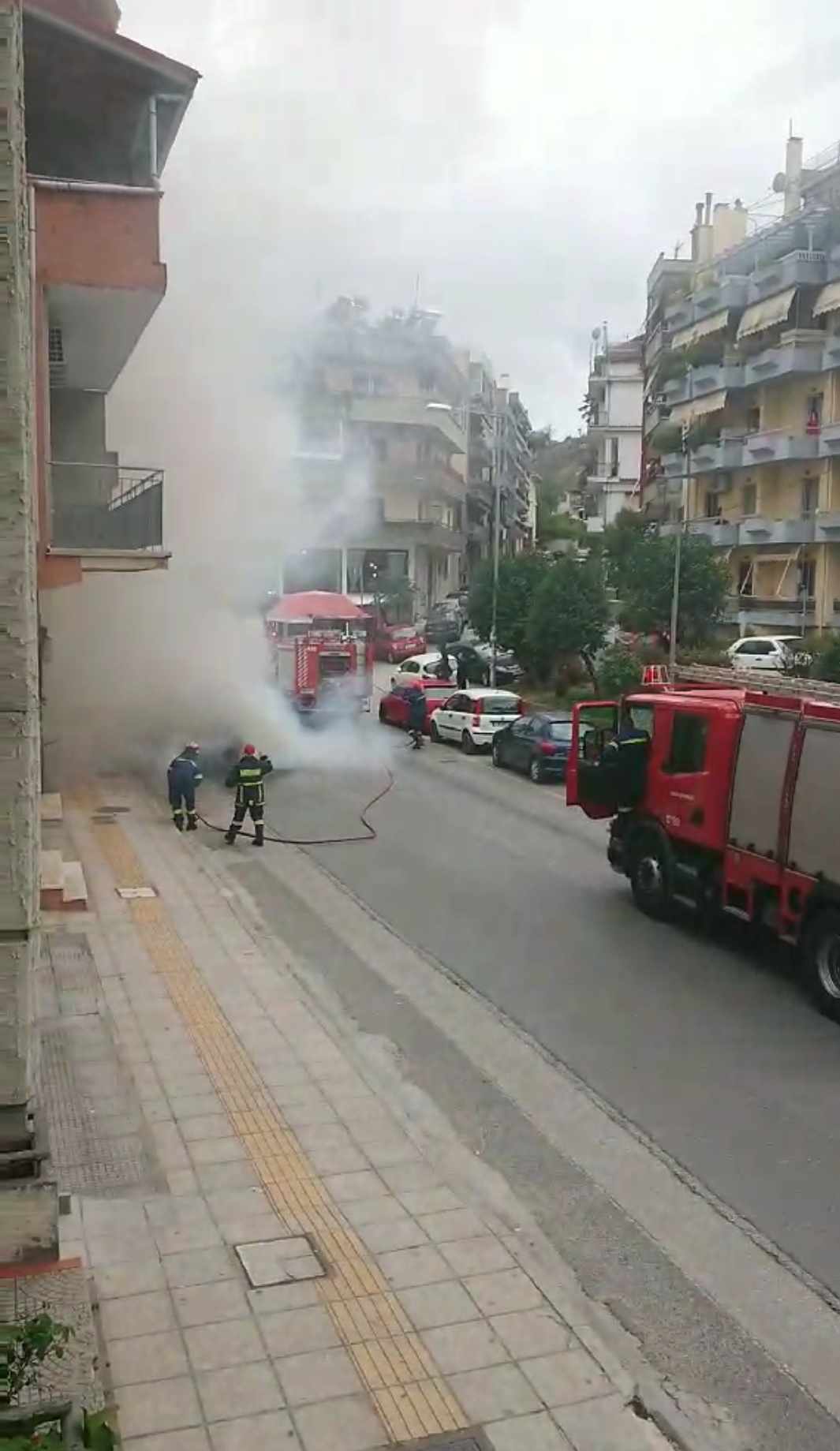 Ιωάννινα: Από "θαύμα" σώθηκε οδηγός ΙΧ που τυλίχτηκε στις φλόγες εν ...