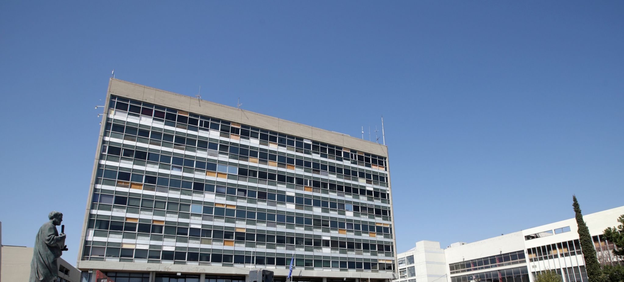 Εξελέγησαν τρία εξωτερικά μέλη του Συμβουλίου Διοίκησης του ΑΠΘ ...