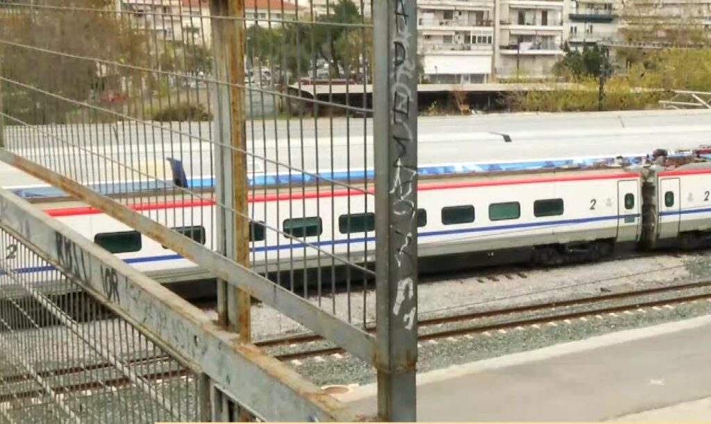 Νέα πεζογέφυρα του ΟΣΕ στην περιοχή των Αμπελοκήπων - ertnews.gr