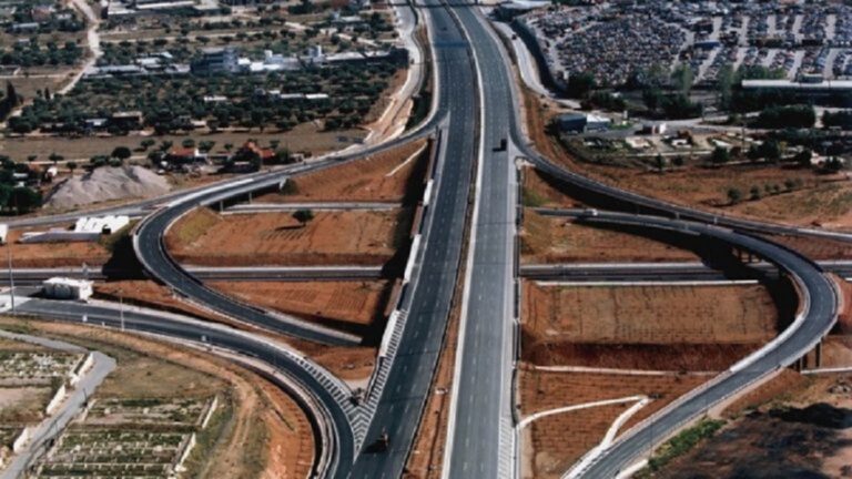 Κυκλοφοριακές ρυθμίσεις σε οδικά τμήματα της Αττικής Οδού από σήμερα ...