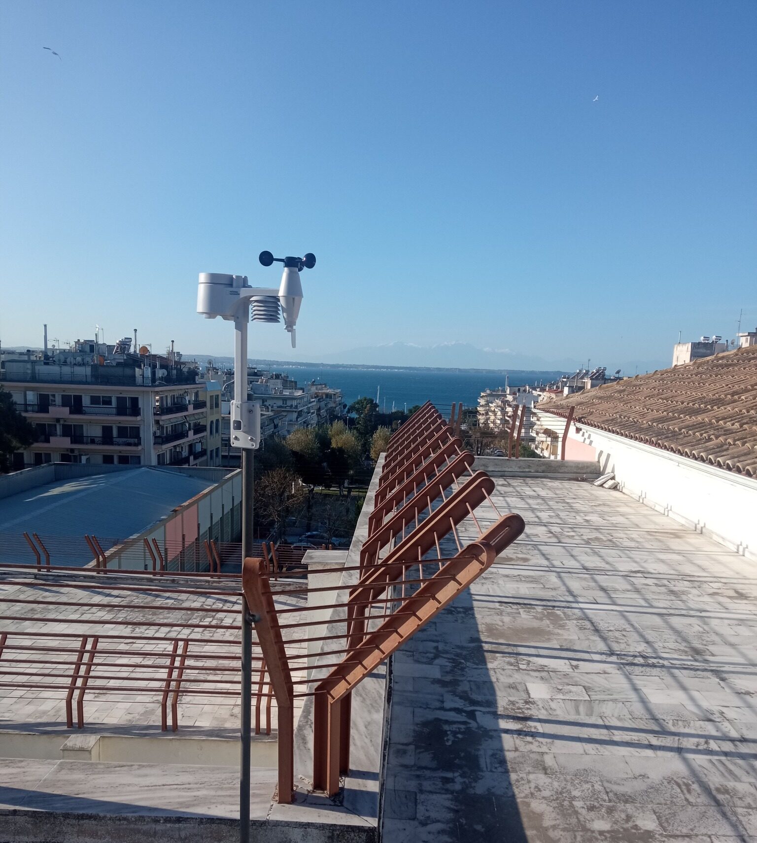 Τέσσερις νέοι μετεωρολογικοί σταθμοί στη Θεσσαλονίκη - ertnews.gr
