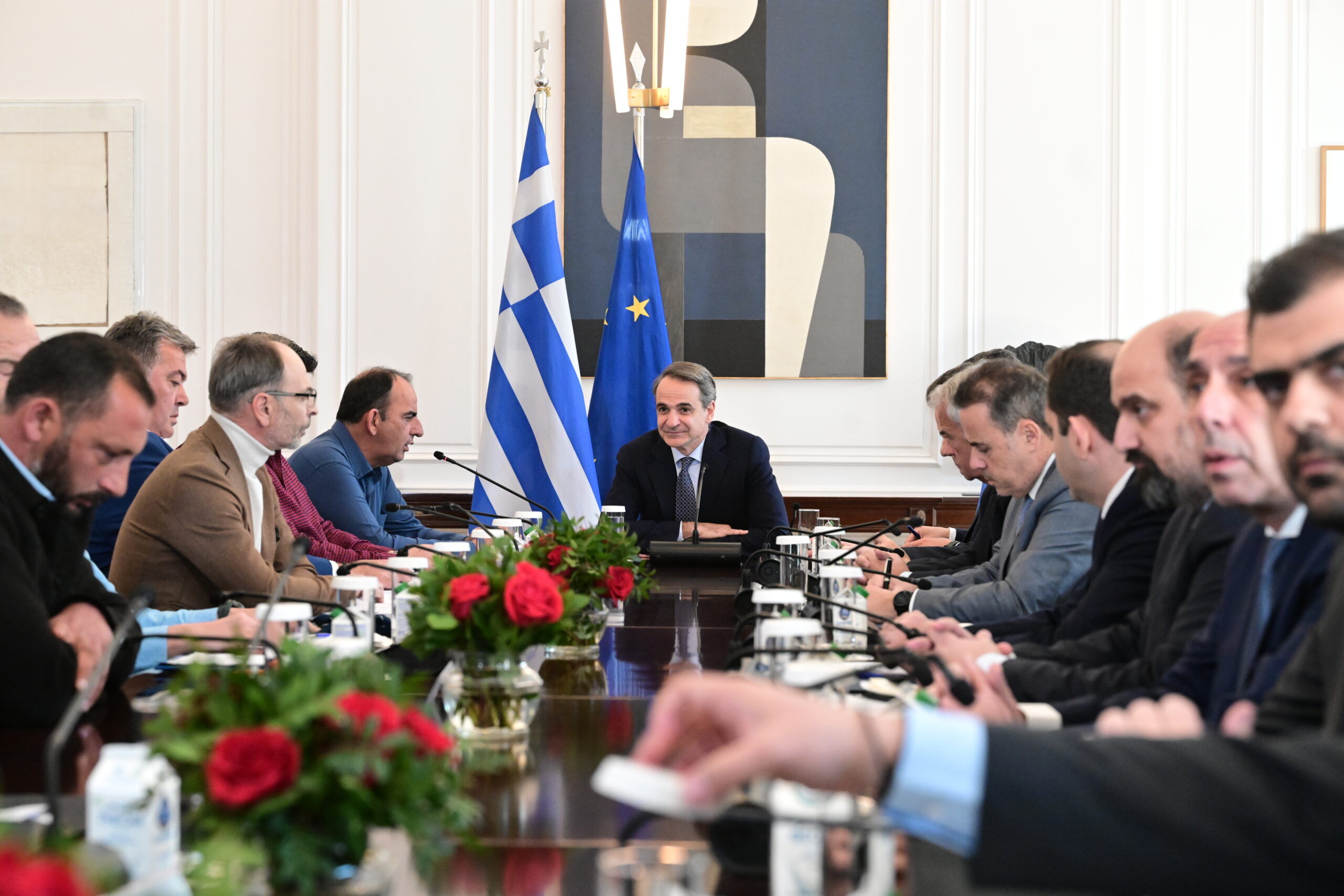 Η τοποθέτηση του Πρωθυπουργού πριν από λίγο στην κρίσιμη συνάντηση με ...