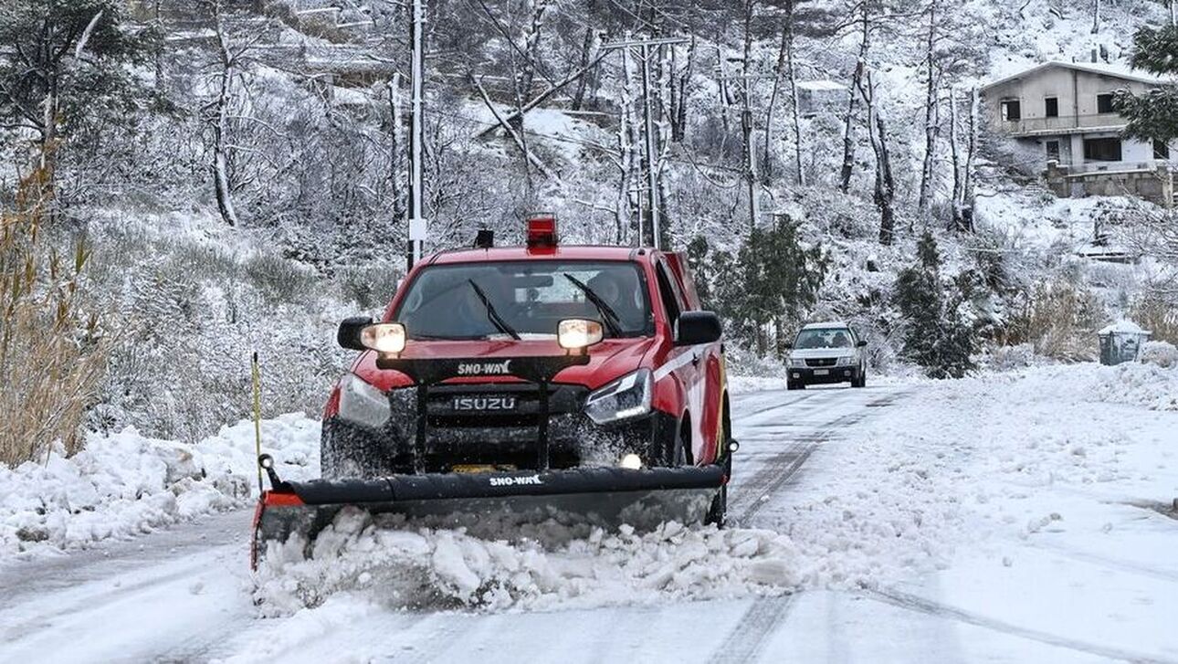 Ζαγόρι: Εκδρομείς εγκλωβίστηκαν στα χιόνια - ΕΜΑΚ και Πυροσβεστική για ...