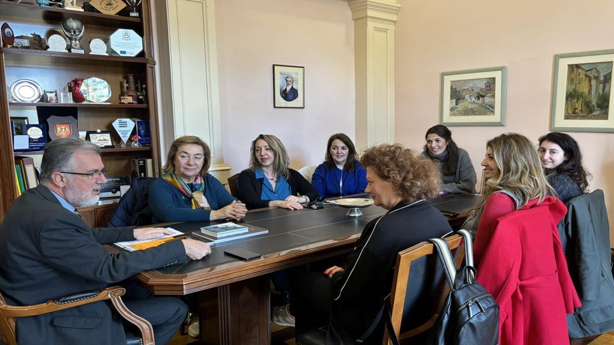 Κέρκυρα: Μνημόνιο συνεργασίας μεταξύ Εθνικής Πινακοθήκης και της ...