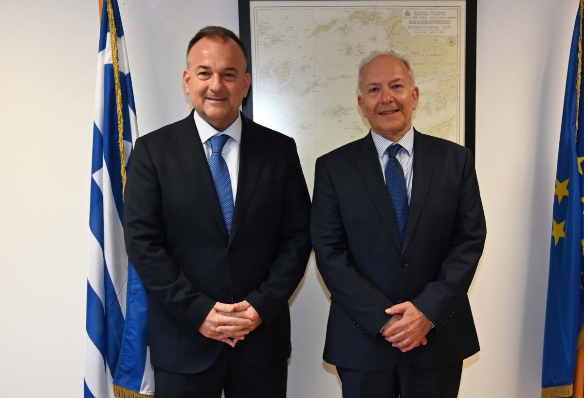 Κέρκυρα: Ο Στ. Γκίκας ανέλαβε και επίσημα τα νέα του καθήκοντα στο ...