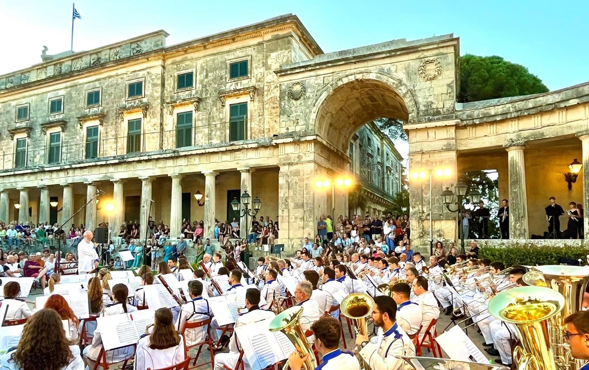 Κέρκυρα: Αφιερωμένη στην τρομπέτα η συναυλία της Φιλαρμονικής Εταιρίας ...