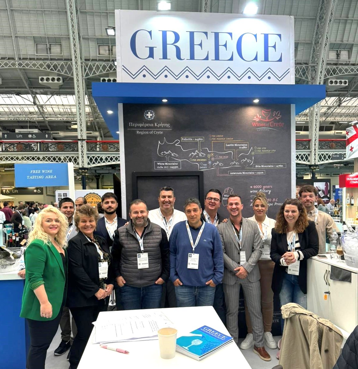 Στην έκθεση "London Wine Fair 2024" συμμετείχε η Περιφέρεια Κρήτης ...