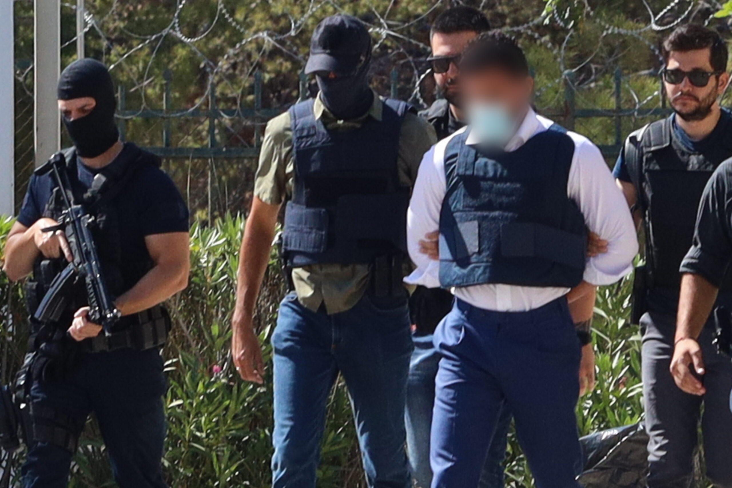 Δολοφονία στο Ψυχικό: Δεν βρέθηκαν ίχνη πυρίτιδας στα γάντια του ...