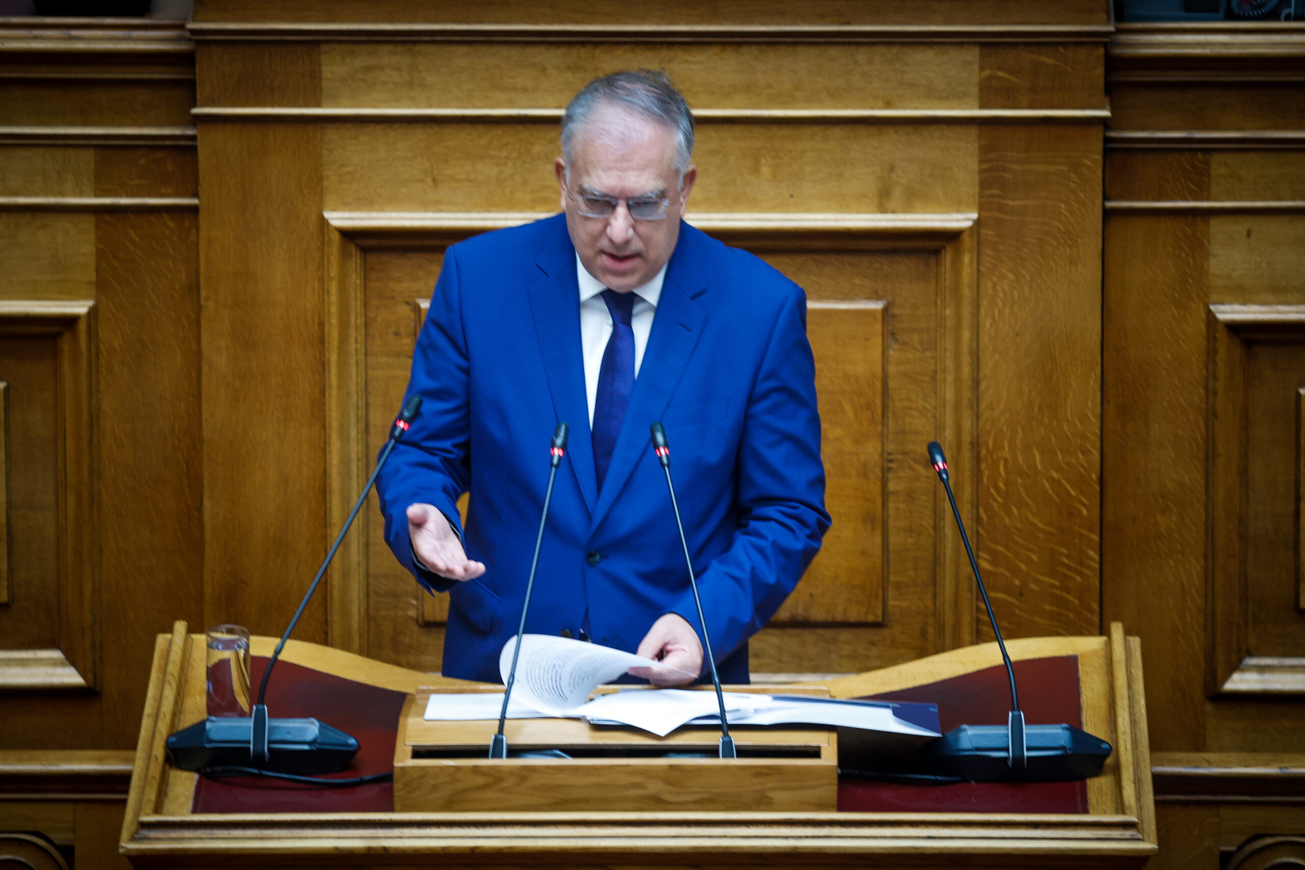 Τάκης Θεοδωρικάκος: Οι Δήμοι είναι οι μόνοι αρμόδιοι να δίνουν άδειες ...