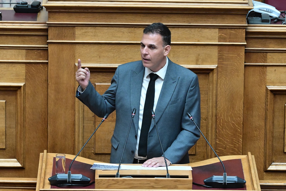Γ. Καραμέρος: Ανακαλώ την αναφορά μου για τον Π. Μαρινάκη - ertnews.gr
