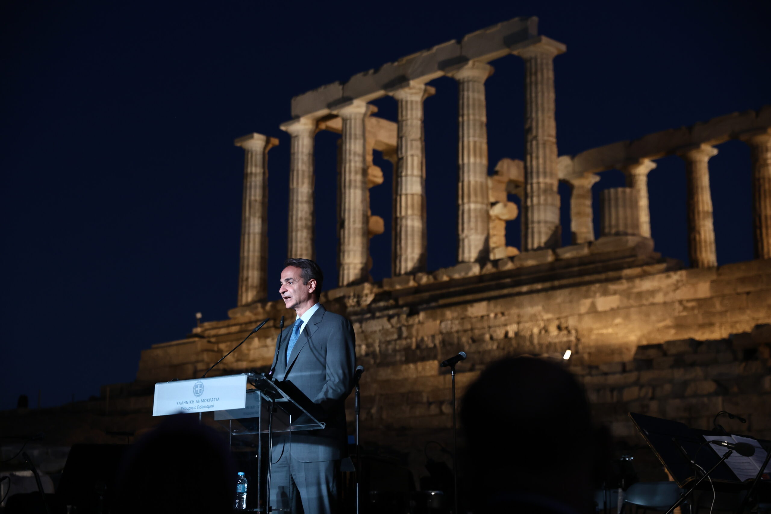 Κυρ. Μητσοτάκης στη φωταγώγηση του Ναού του Ποσειδώνα: Ένα σύγχρονο ...