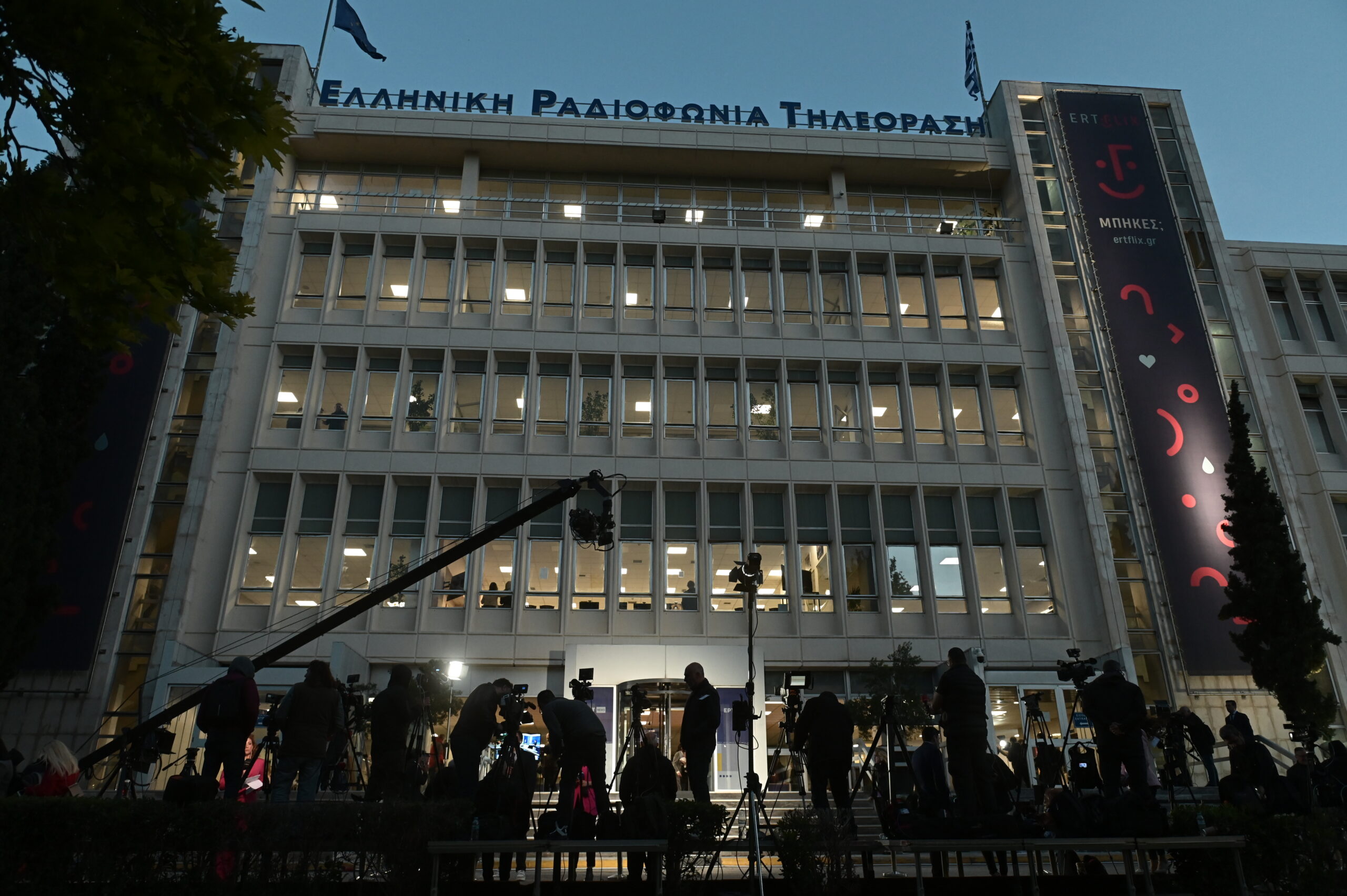 Debate - ΠΑΣΟΚ: Στο Ραδιομέγαρο της ΕΡΤ οι υποψήφιοι - Οι δηλώσεις κατά ...