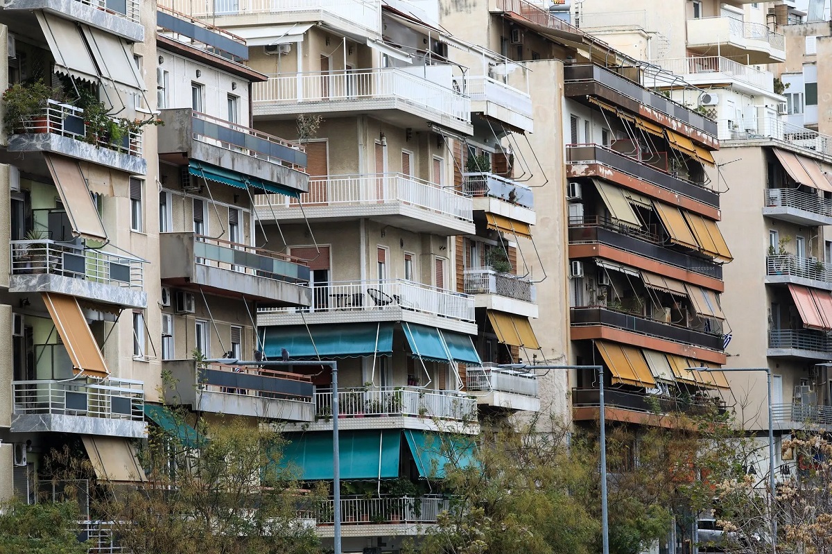 Στεγαστική κρίση: Αναλυτικά όλα τα προγράμματα του υπ. Κοινωνικής ...