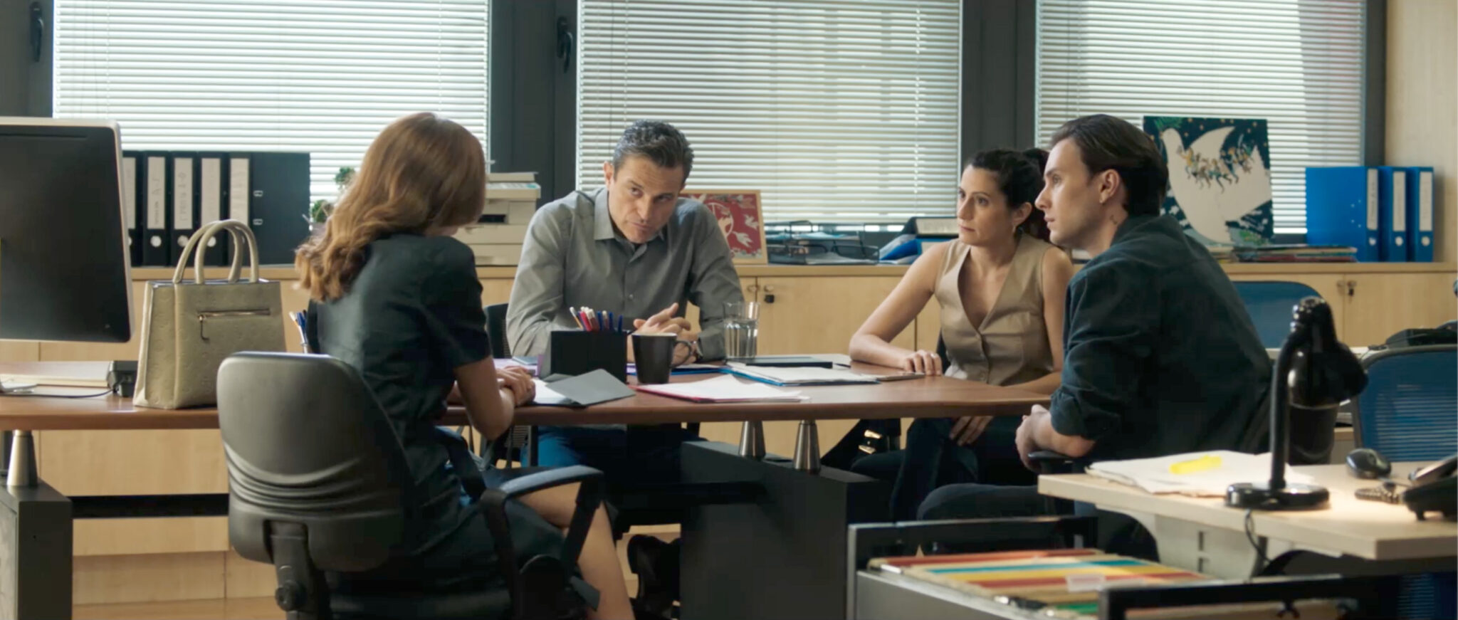 ΕΡΗΜΗ ΧΩΡΑ - Β’ ΚΥΚΛΟΣ: Τα τελευταία τέσσερα επεισόδια αποκλειστικά στο ERTFLIX - Μη χάσετε το ...