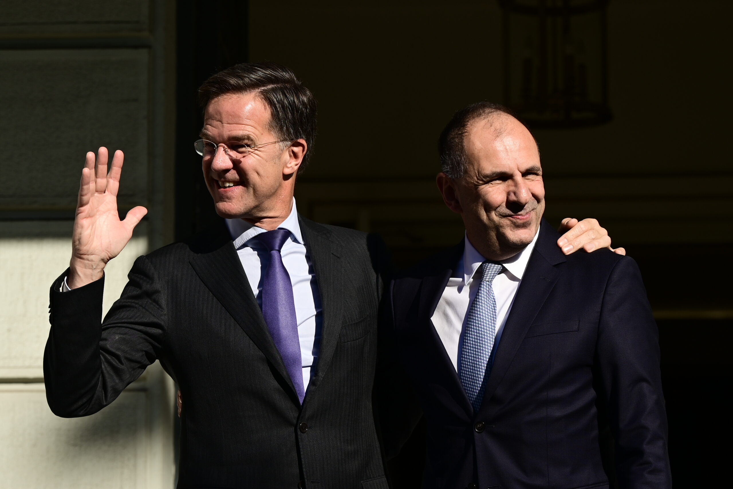 Στην Αθήνα ο Μαρκ Ρούτε: Προτεραιότητα η δέσμευση των εταίρων στο ...