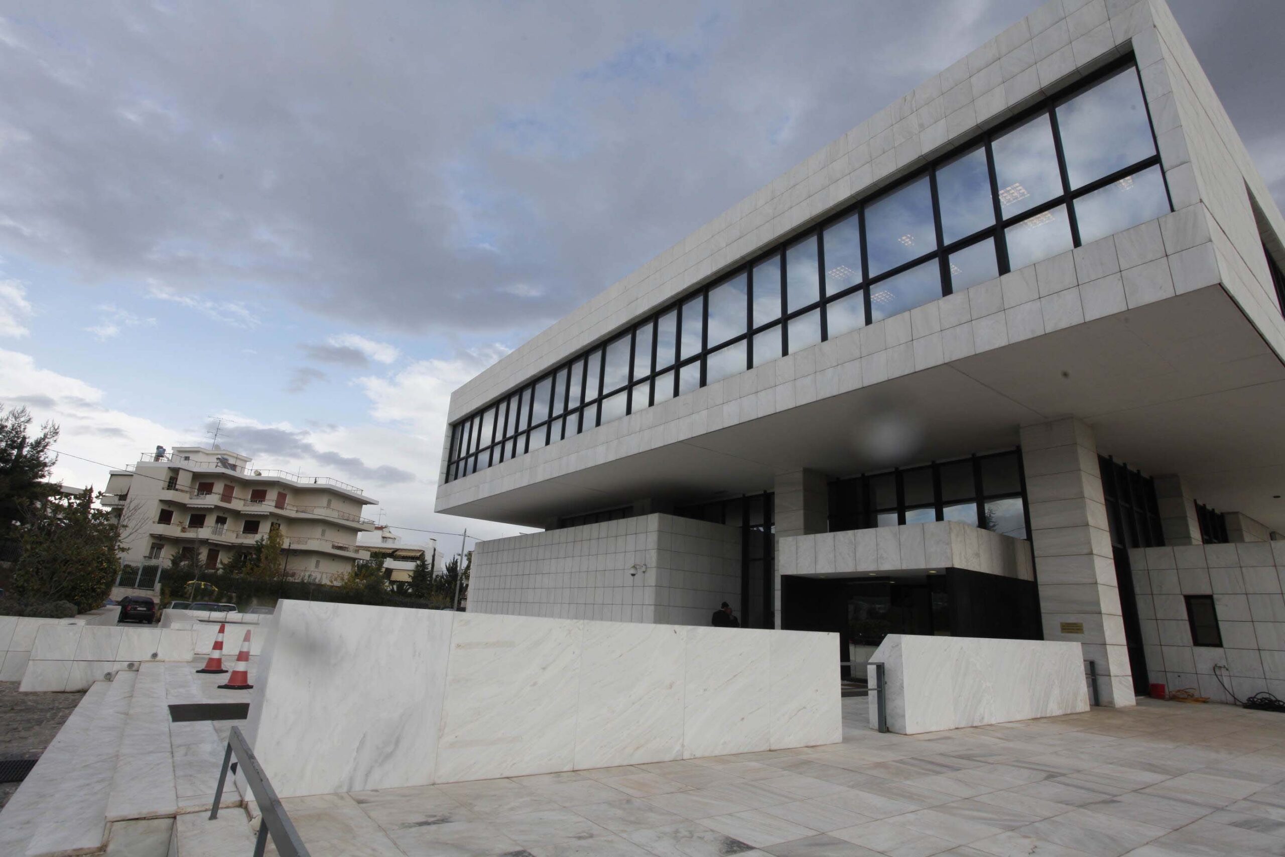 Πώς η ψηφιοποίηση των αρχείων του κράτους βοηθά στην ανακάλυψη του ...