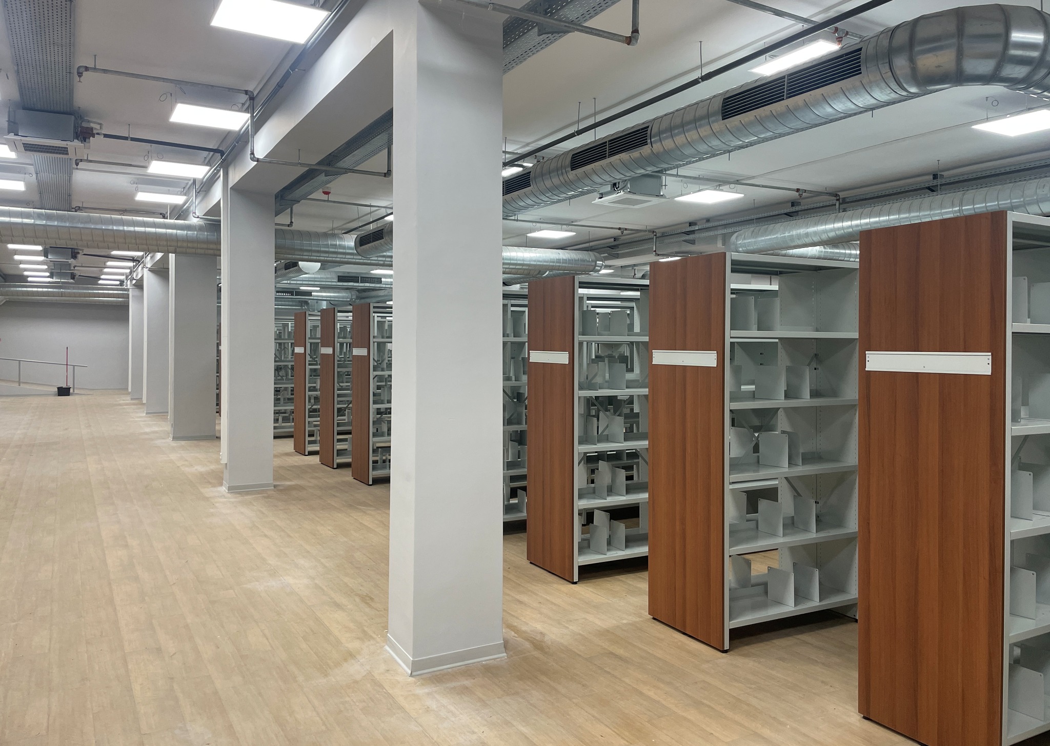 Θεσσαλονίκη: Ολοκληρώνεται η βιβλιοθήκη της Σχολής Θετικών Eπιστημών ...